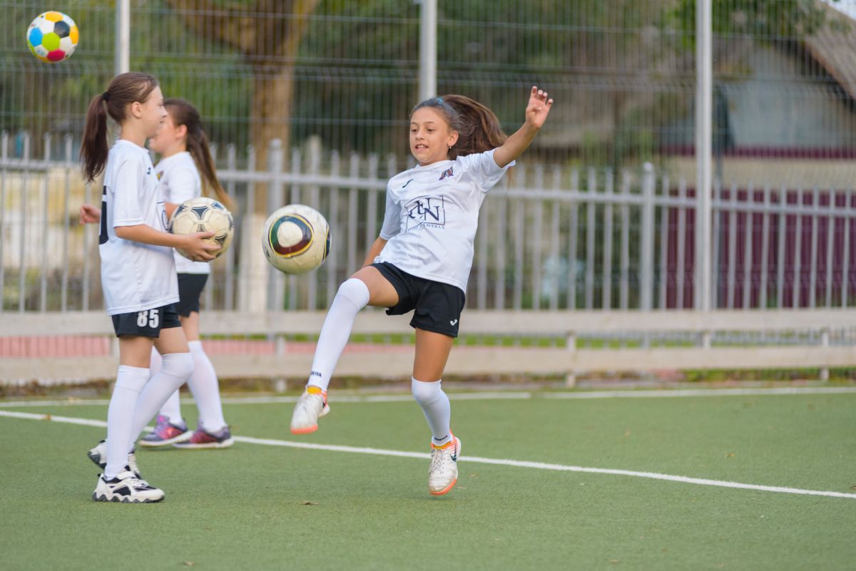 Petrocub Hîncești este primul club din Divizia Națională care are și o ...